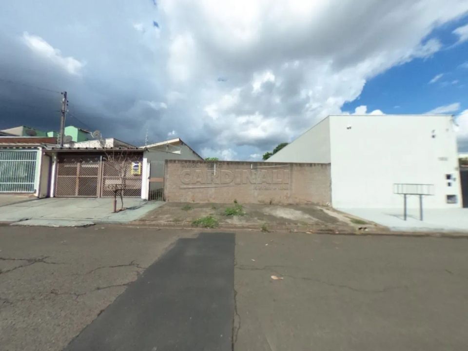 Terreno / Lote Comercial com elevador, 366 m² em Parque Sisi, São ...