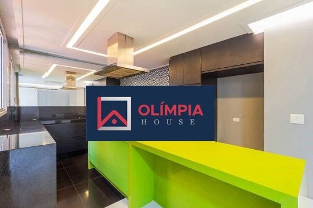 Casa com 4 quartos e com escritório, 450 m² na Zona Sul em Moema, São ...