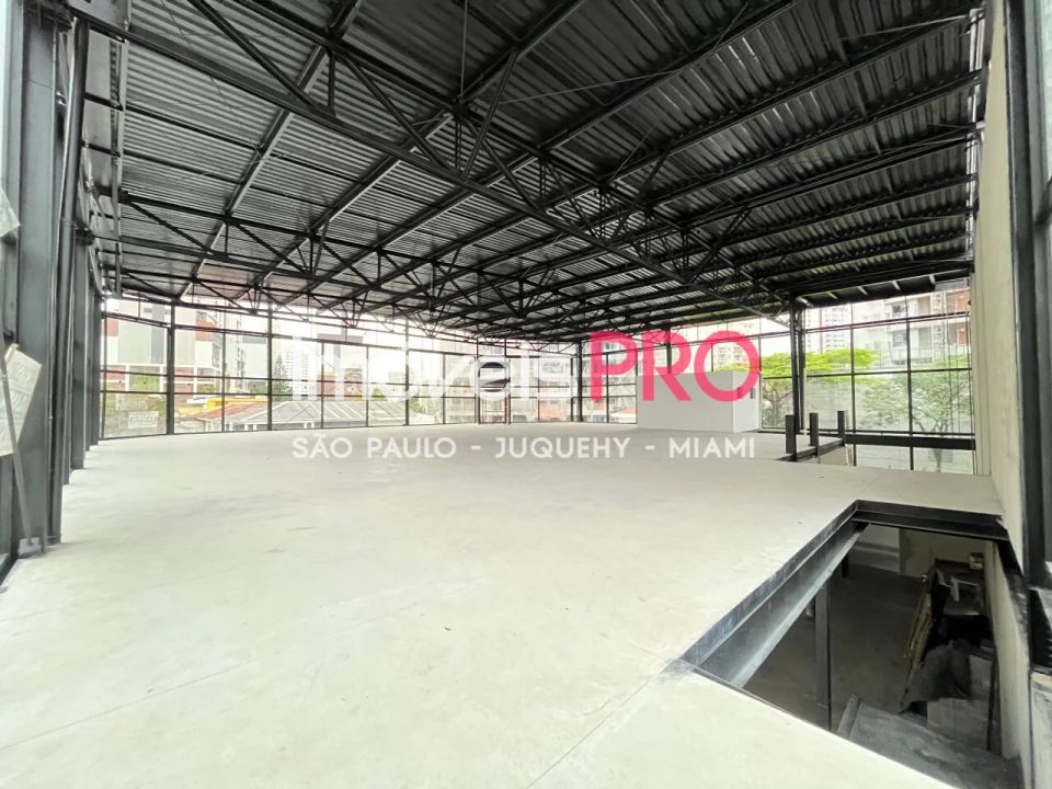 Loja / Salão / Ponto Comercial 1400 m² na Zona Sul em Brooklin, São ...