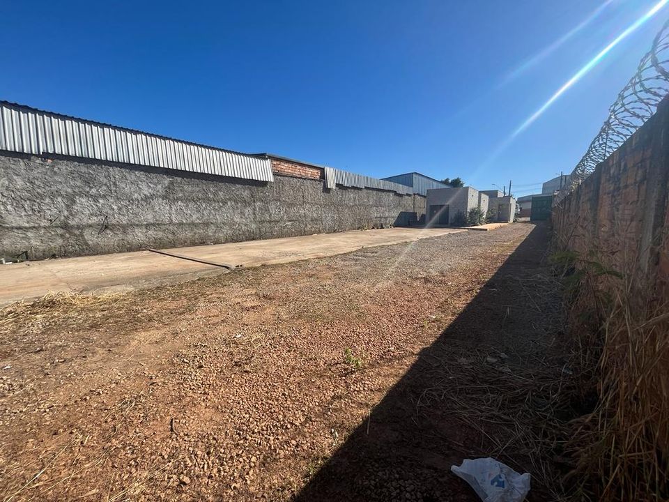 Galpão / Depósito / Armazém 677 m² em Setor Perim, Goiânia - ZAP Imóveis