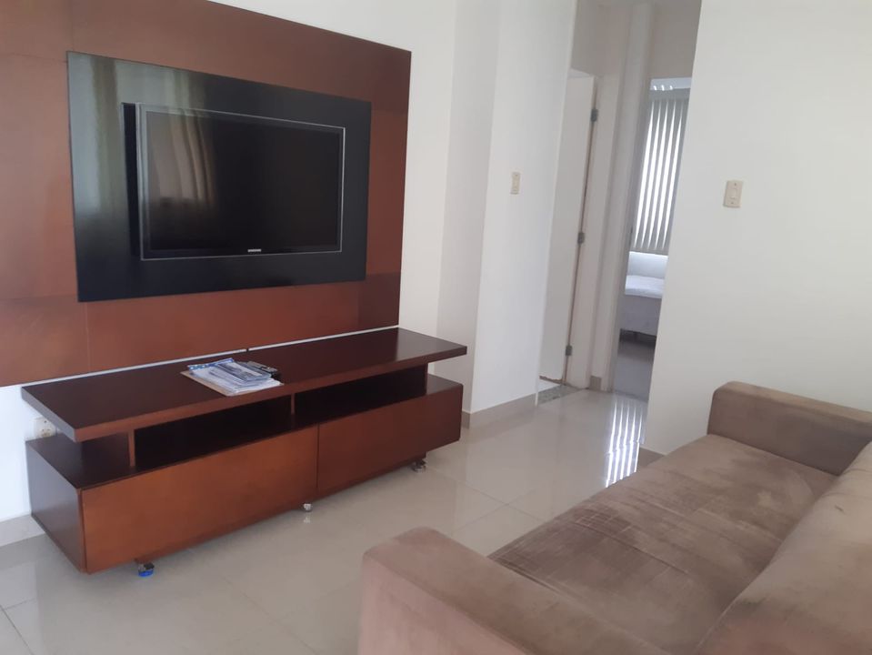 Apartamento com 2 quartos e mobiliado, 10 m² em Buraquinho, Lauro de ...
