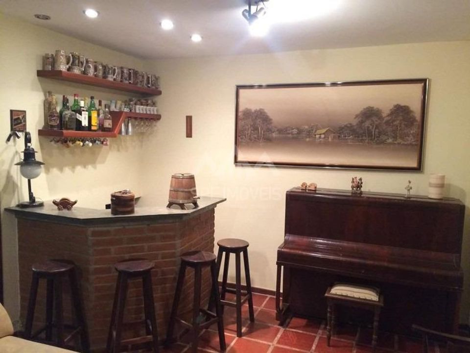 Fazenda / Sítio / Chácara com 5 quartos e mobiliado, 700 m² em Saboó ...